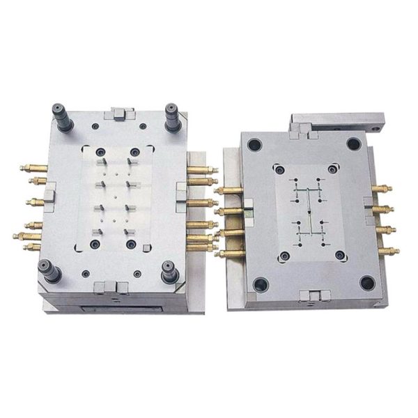 Understanding Hot Runners in Injection Molding - JS Precision